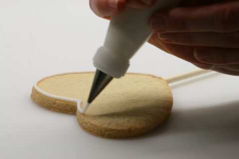 Best Way to Flood Cookies with Royal Icing: Tutorial with Images