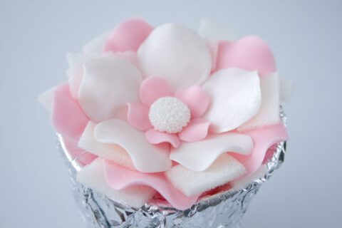 How to make a five petal fantasy flower • Cake Journal