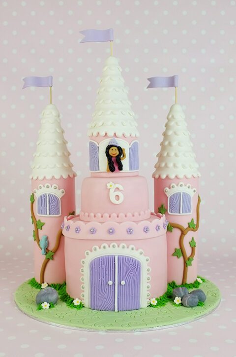 How to make a castle cake: Part 3 • Cake Journal