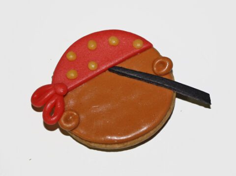 How to Make Pirate Cookies • Cake Journal