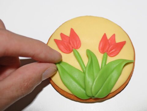 How to Make Tulip Cookies • Cake Journal