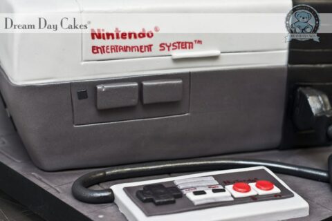Nintendo Cake by Yeni Monroy • CakeJournal.com