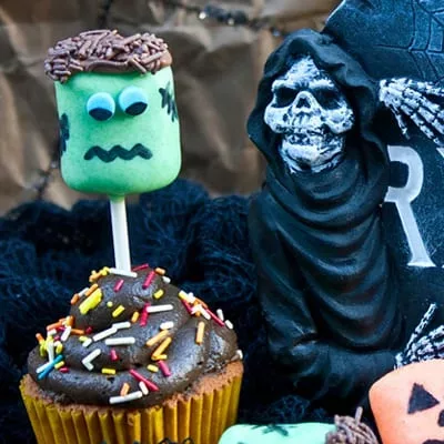 How to Make Frankenstein and Jack O'Lantern Marshmallow Pops - Cake Journal