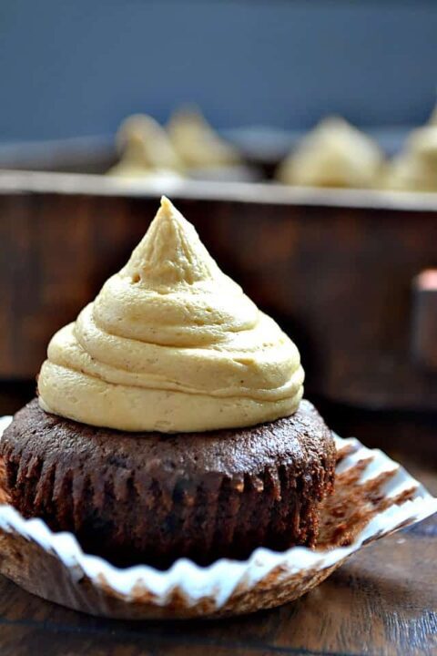Top 10 Frosting Recipes for Cakes and Cupcakes