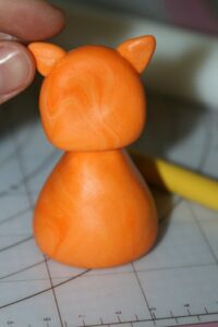 How to make a simple cat cake topper • Cake Journal