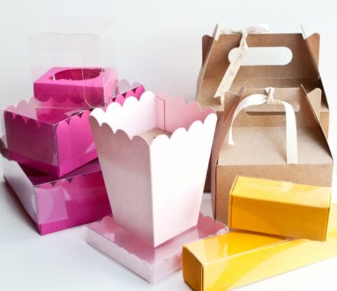 Self Packaging Boxes Review and Giveaway • Cake Journal