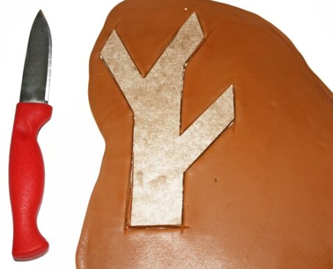 How to make a modeling chocolate tree cake topper • Cake Journal