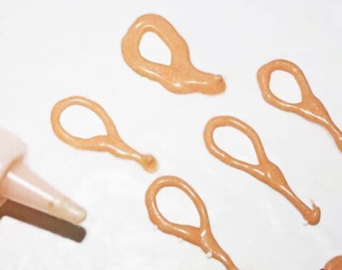 Tutorial: Chocolate Loops Cake • Cake Journal