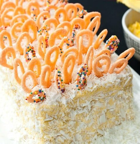 Tutorial: Chocolate Loops Cake • Cake Journal