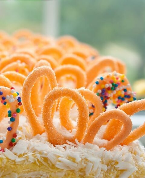 Tutorial: Chocolate Loops Cake • Cake Journal