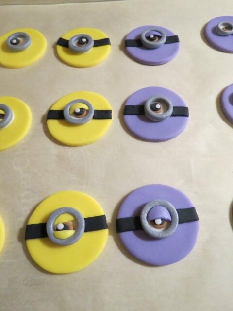 How to Make Despicable Me Cupcake Toppers