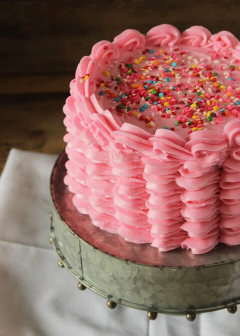 How to Make a Buttercream Shells Cake • Cake Journal