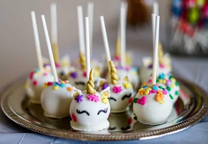 Babycakes Cake Pop Maker: 2023 Review and Video Tutorial